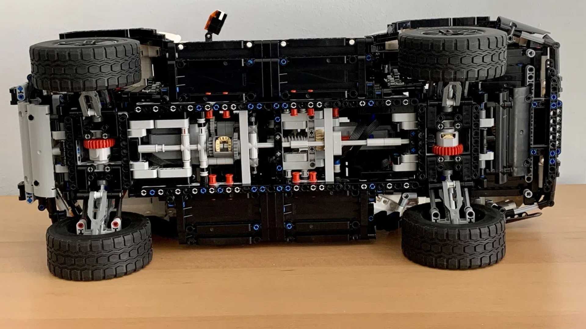 No solo queremos, necesitamos que esta Hummer EV sea el próximo set de Lego