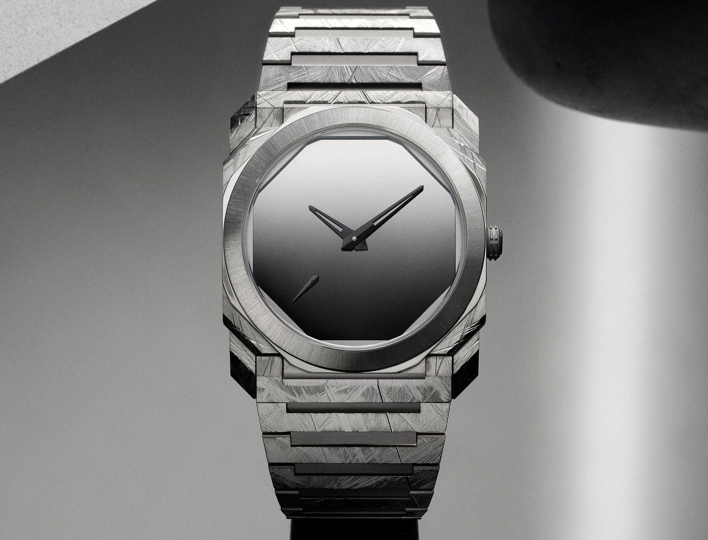 Bulgari presenta la primera retrospectiva del Octo Finissimo, desde el ...